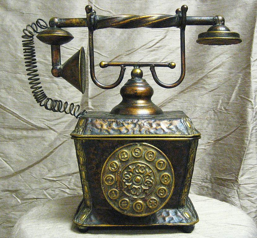 Mobilo telefonu evolūcija - Spoki