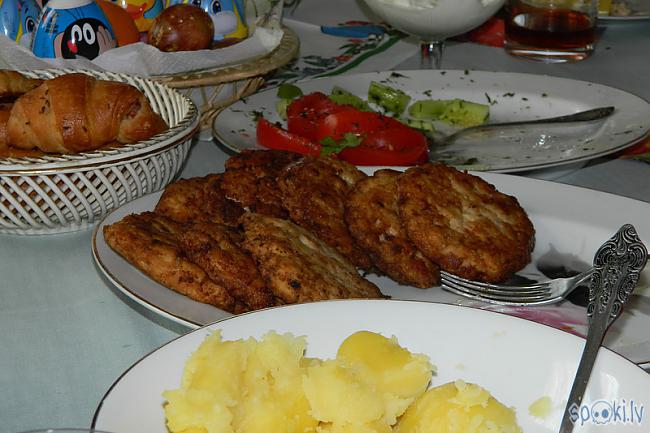 Seleriju un vistas filejas karbonādes. - Spoki